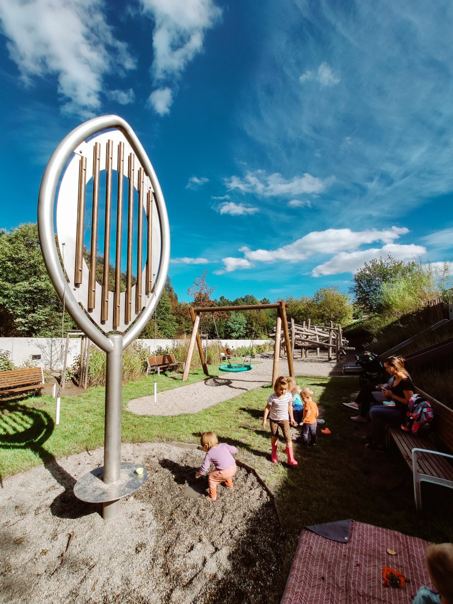 Park Reduta - 4 place zabaw i ścieżka edukacyjna "Drugie Życie Drzew ...